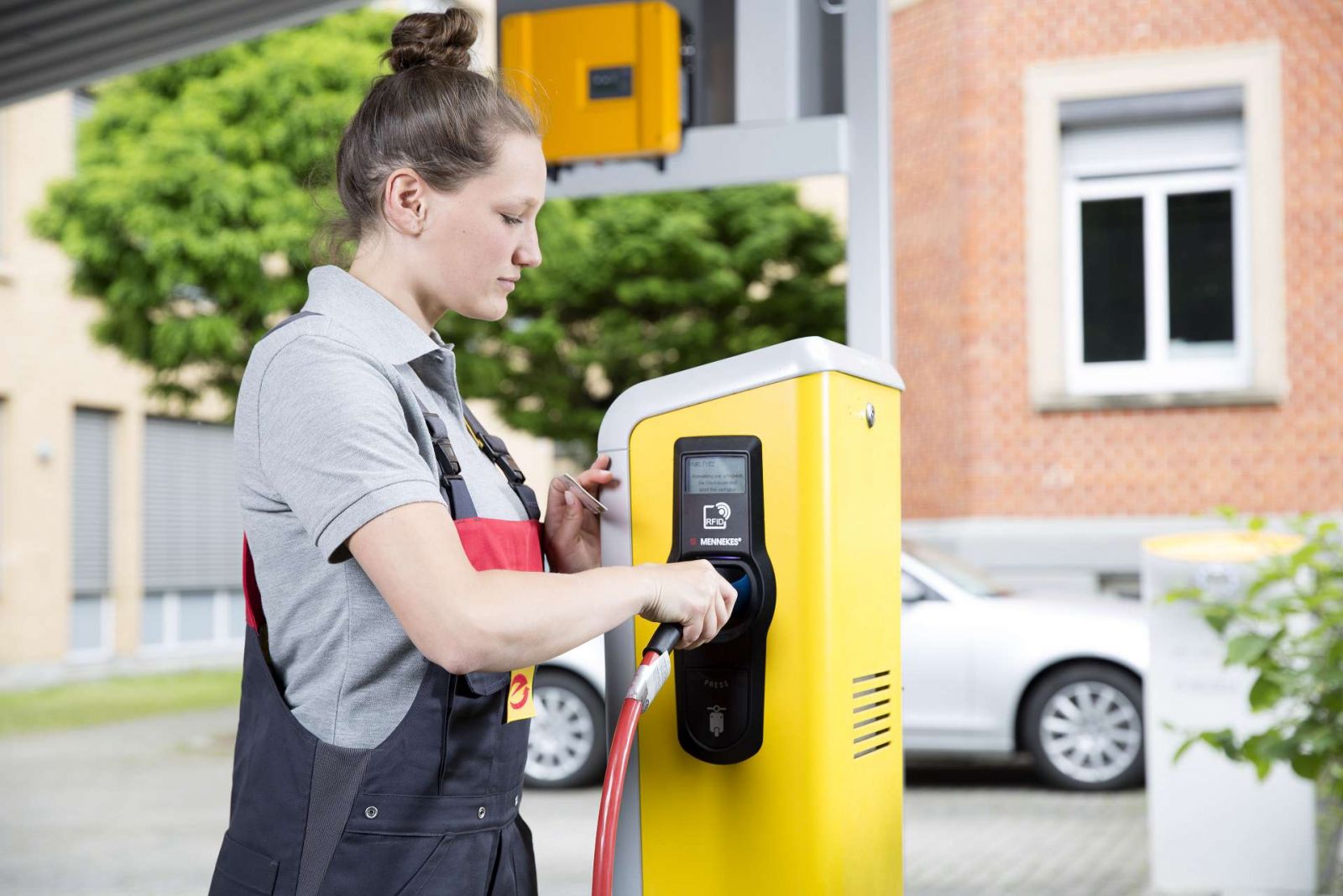 Ladestation für E-Autos - ELGETEK