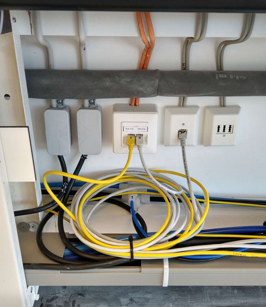 Netzwerkinstallation - ELGETEK